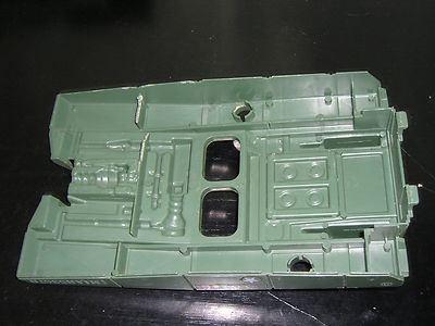 G.I. GI Joe 1985 BRIDGE LAYER MAIN BODY CHASSIS TOP BROKEN PART ...